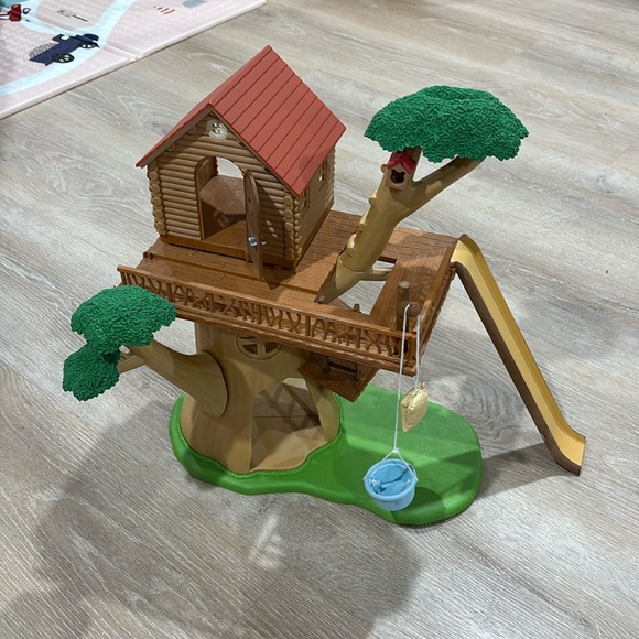 Calico Critters | Toys | Calico Critters Tree House | Poshmark